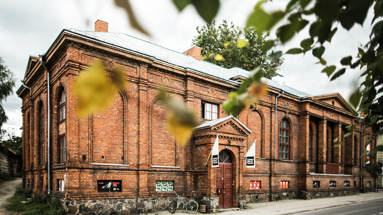 HUNGERBURGI KINO — Tartu Uus Teater